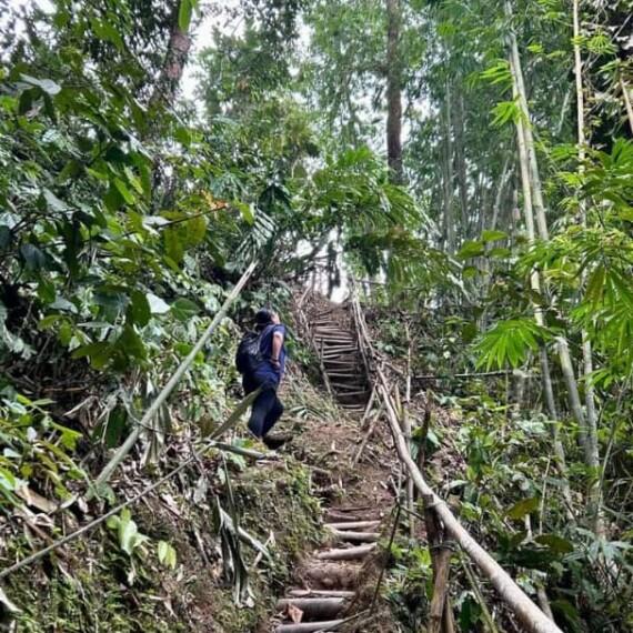 Hike and Camping at Sunrise View Village Stay-Kampung Sapit – MyRehat